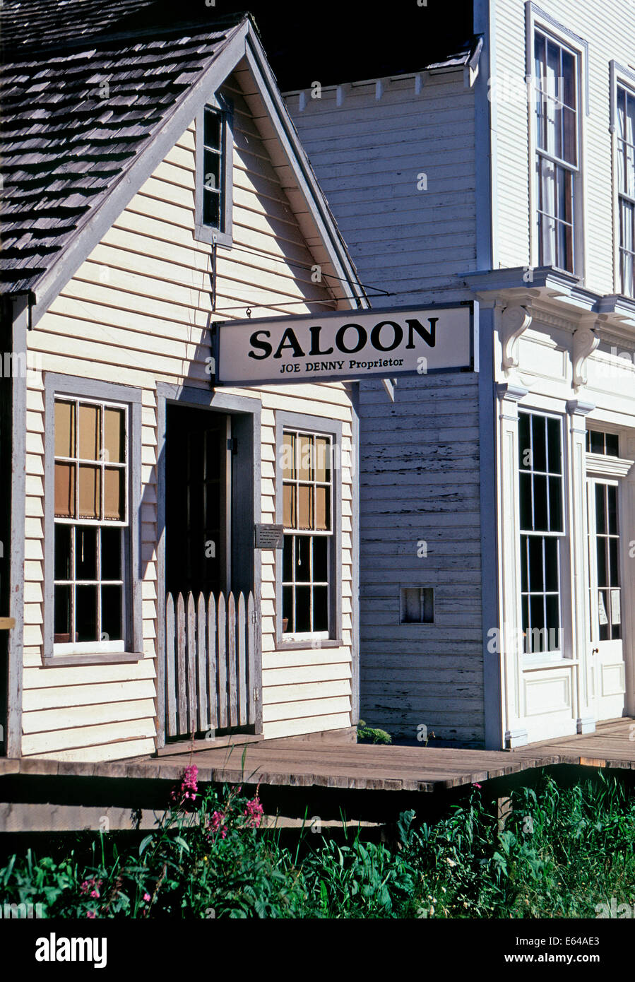Barkerville saloon hi-res stock photography and images - Alamy