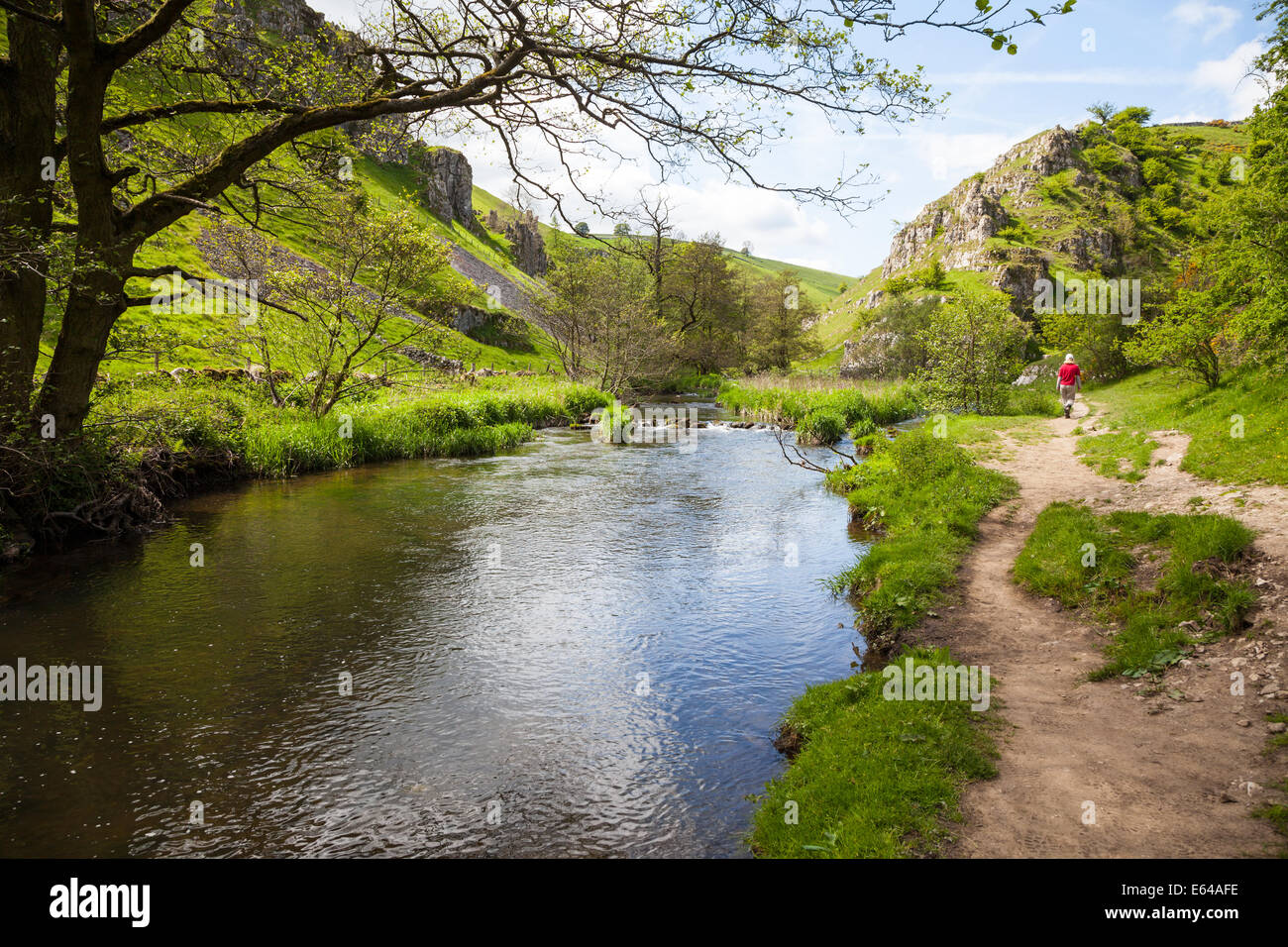 River Dove in Wolfscote Dale on the Staffordshire, Derbyshire border ...
