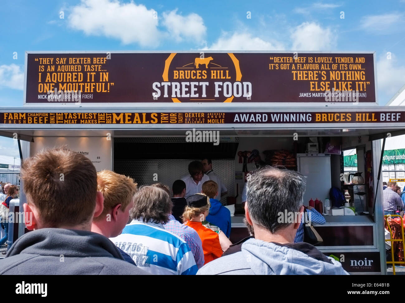 Food Queue Stock Photos & Food Queue Stock Images - Alamy