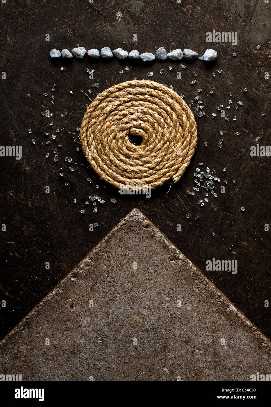 Rope still life hi-res stock photography and images - Alamy