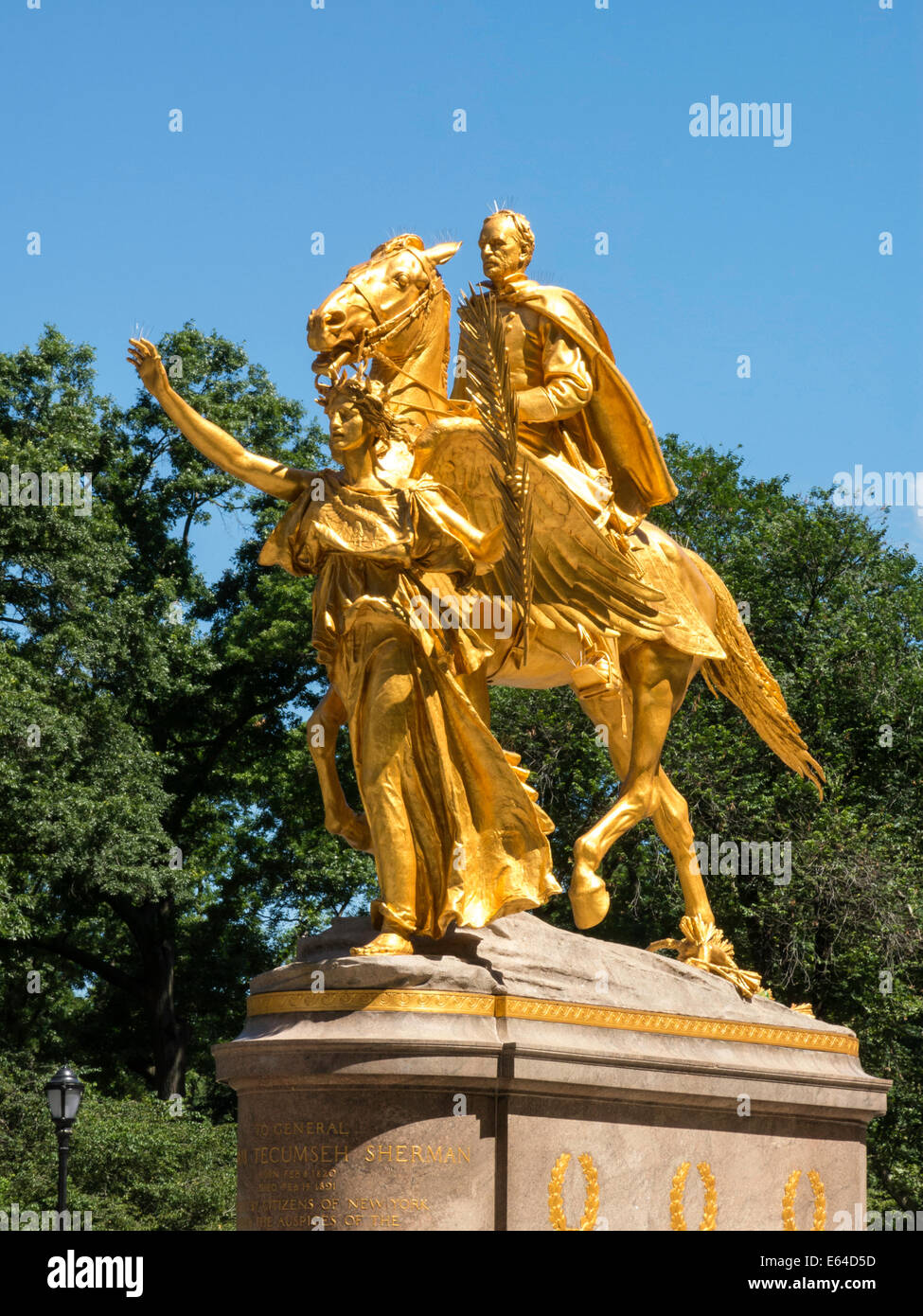 General Sherman Statue, Grand Army Plaza, NYC Stock Photo - Alamy