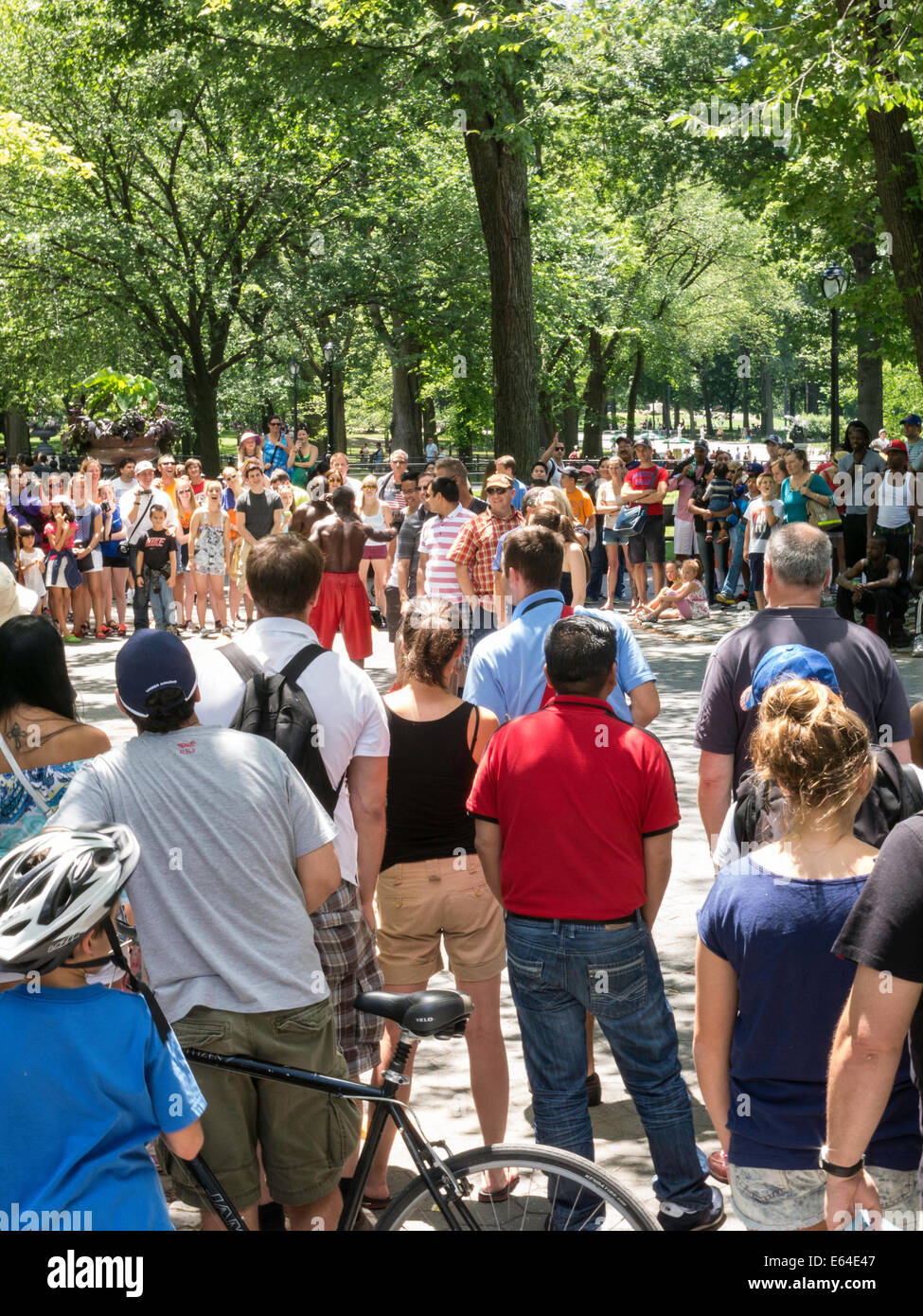 Large crowds men women hi-res stock photography and images - Alamy