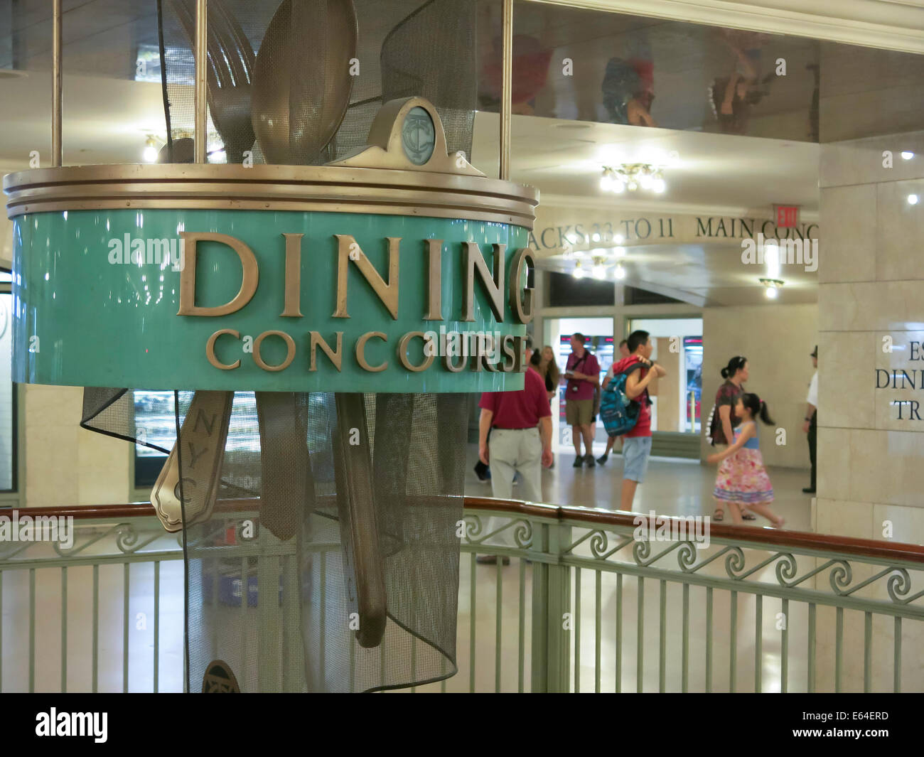 Dining Concourse Sign, Grand Central Terminal, NYC, USA Stock Photo - Alamy
