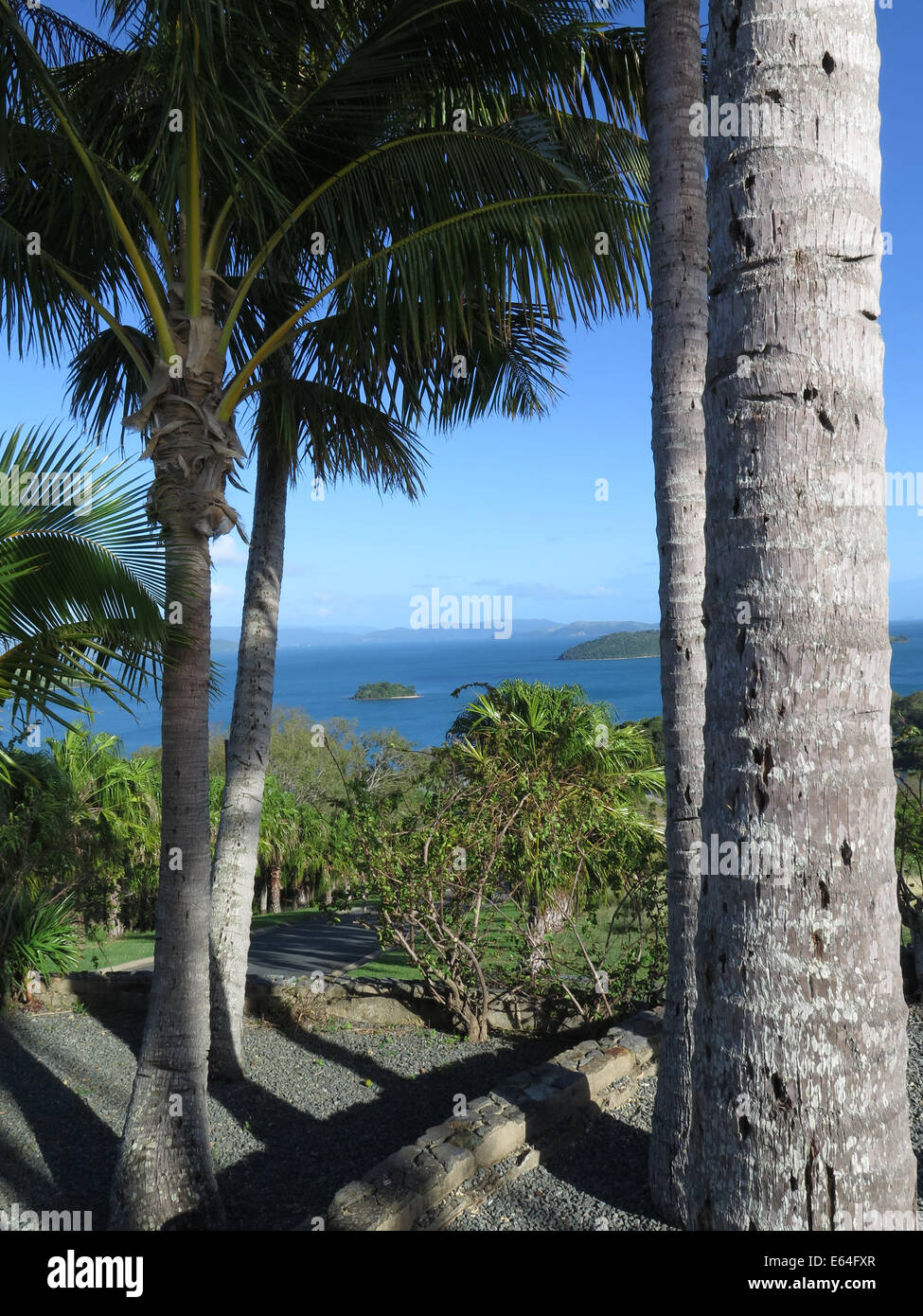 Hamilton island australia one tree hill hi-res stock photography and ...