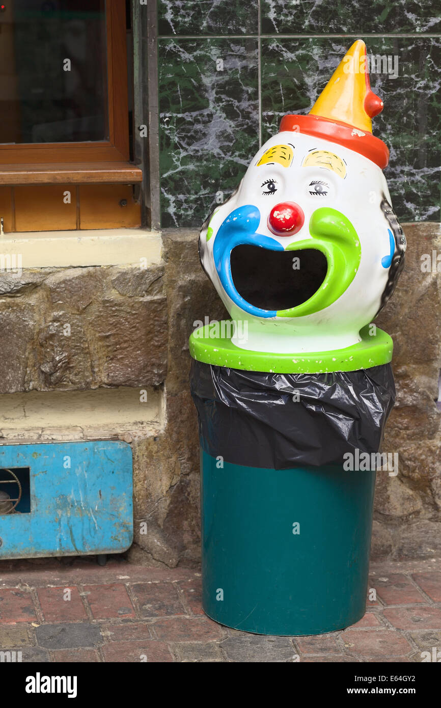 Clown trash can hi-res stock photography and images - Alamy