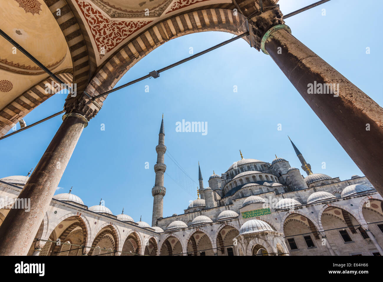 The incredible Islamic architecture of the Blue Mosque, one of the most ...