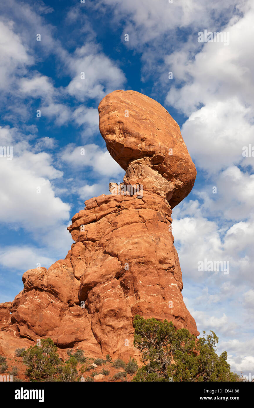 Balanced Rock. Arches National Park, Utah, USA Stock Photo - Alamy