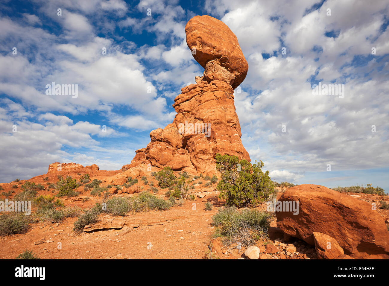 Balanced Rock. Arches National Park, Utah, USA Stock Photo - Alamy
