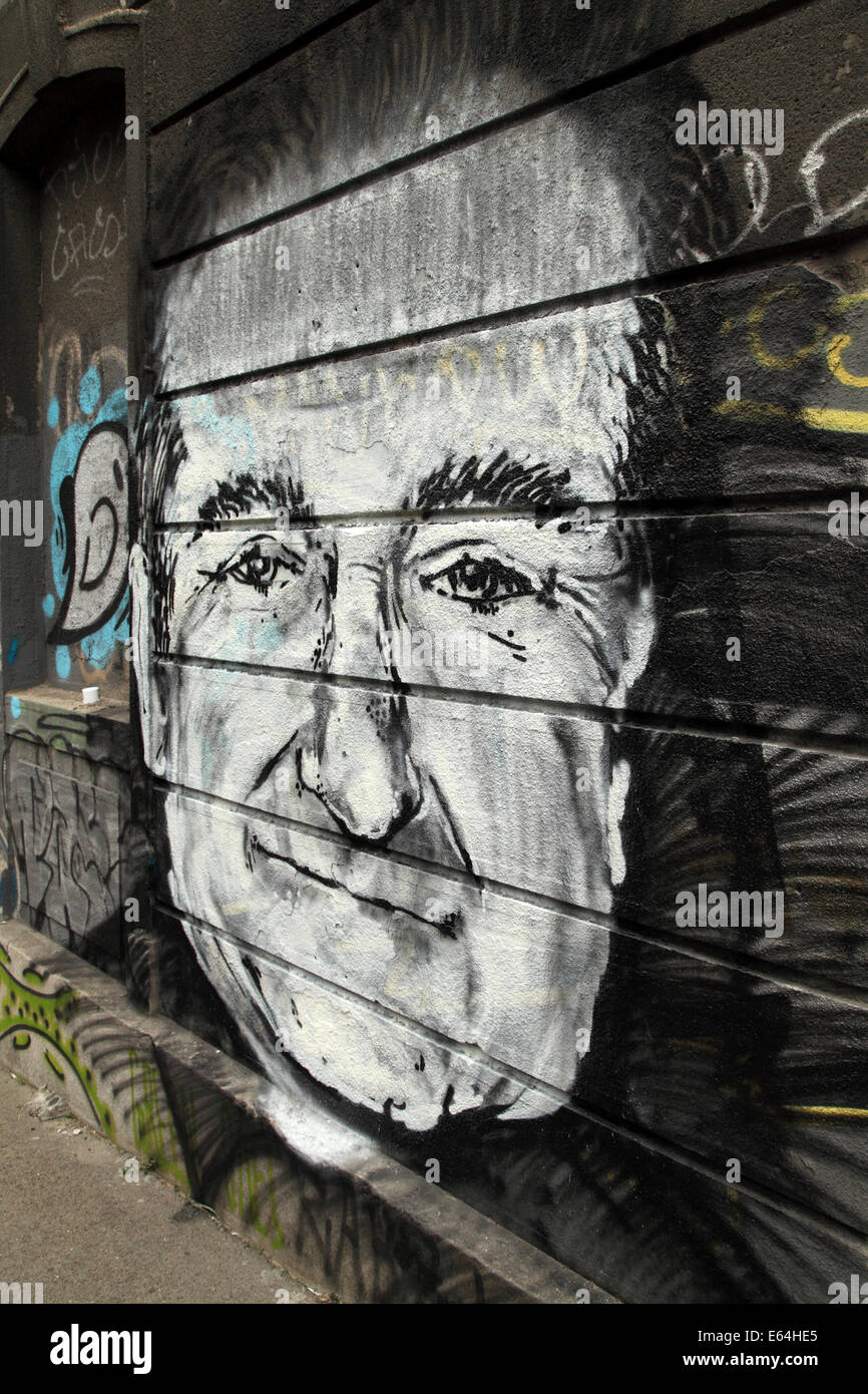 Belgrade, Serbia. 14th Aug, 2014. Graffiti depicting Robin Williams in ...
