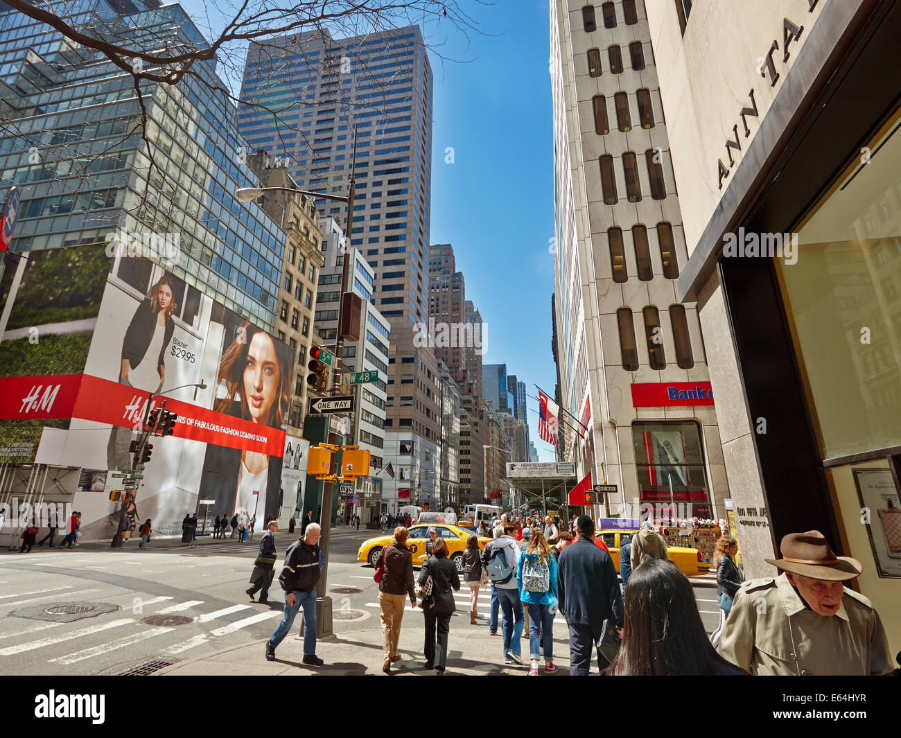 5th fifth avenue hi-res stock photography and images - Alamy