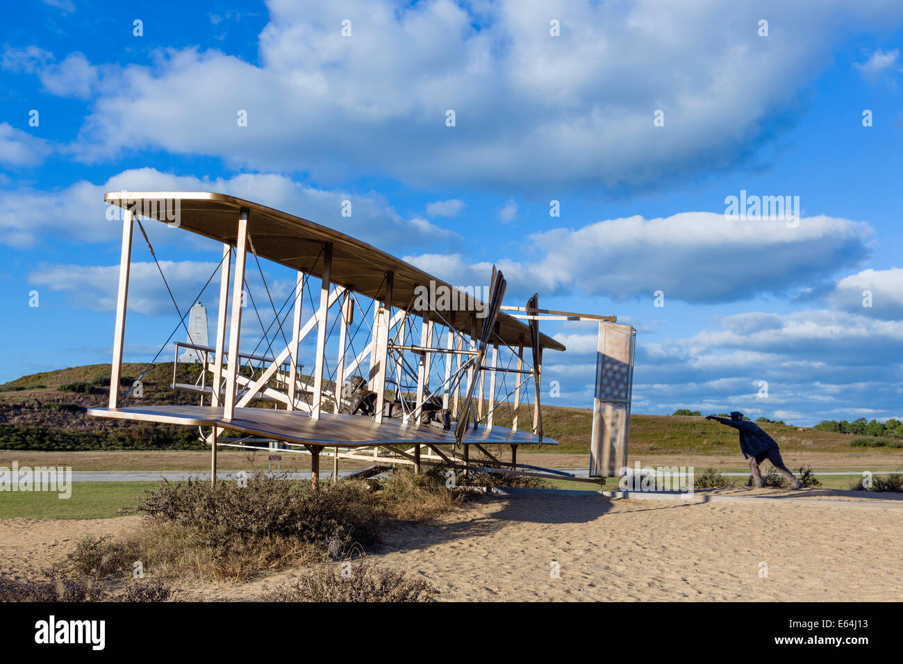 Stephen Smith's 2003 centennial sculpture First Flight, Wright Brothers ...