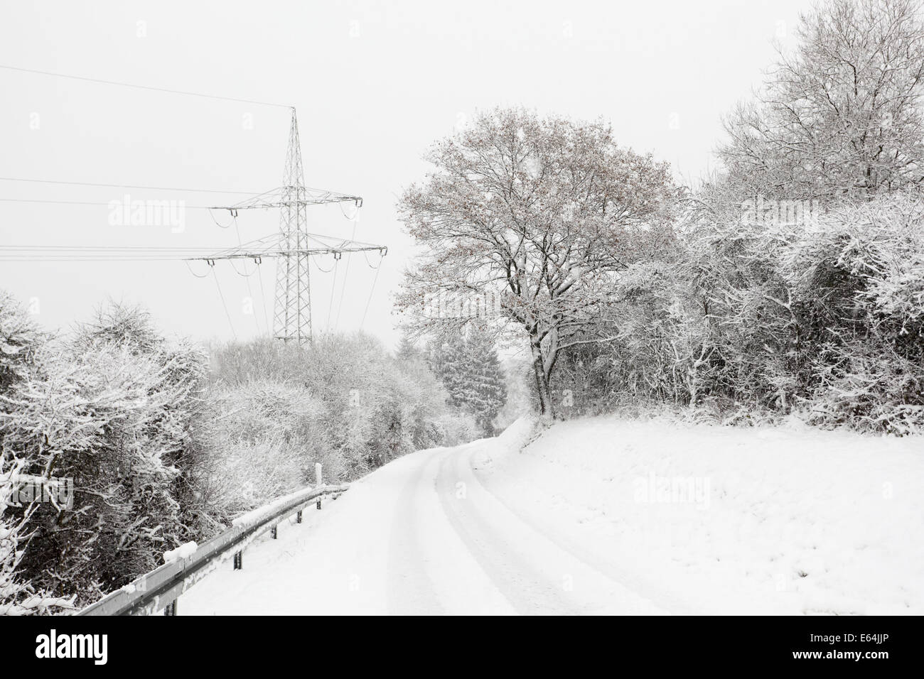 Country winter road hi-res stock photography and images - Alamy