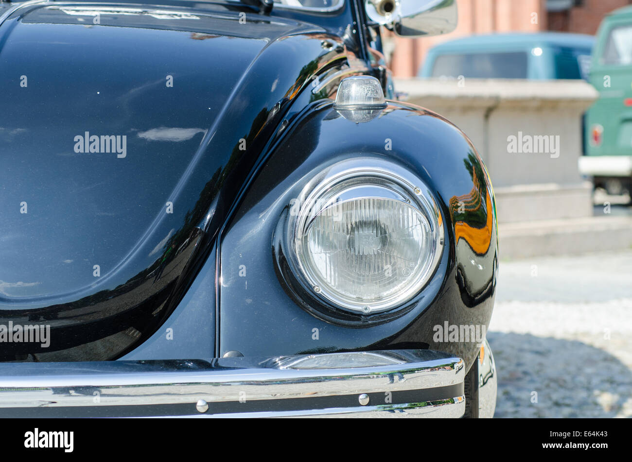 Old car lamp hi-res stock photography and images - Alamy