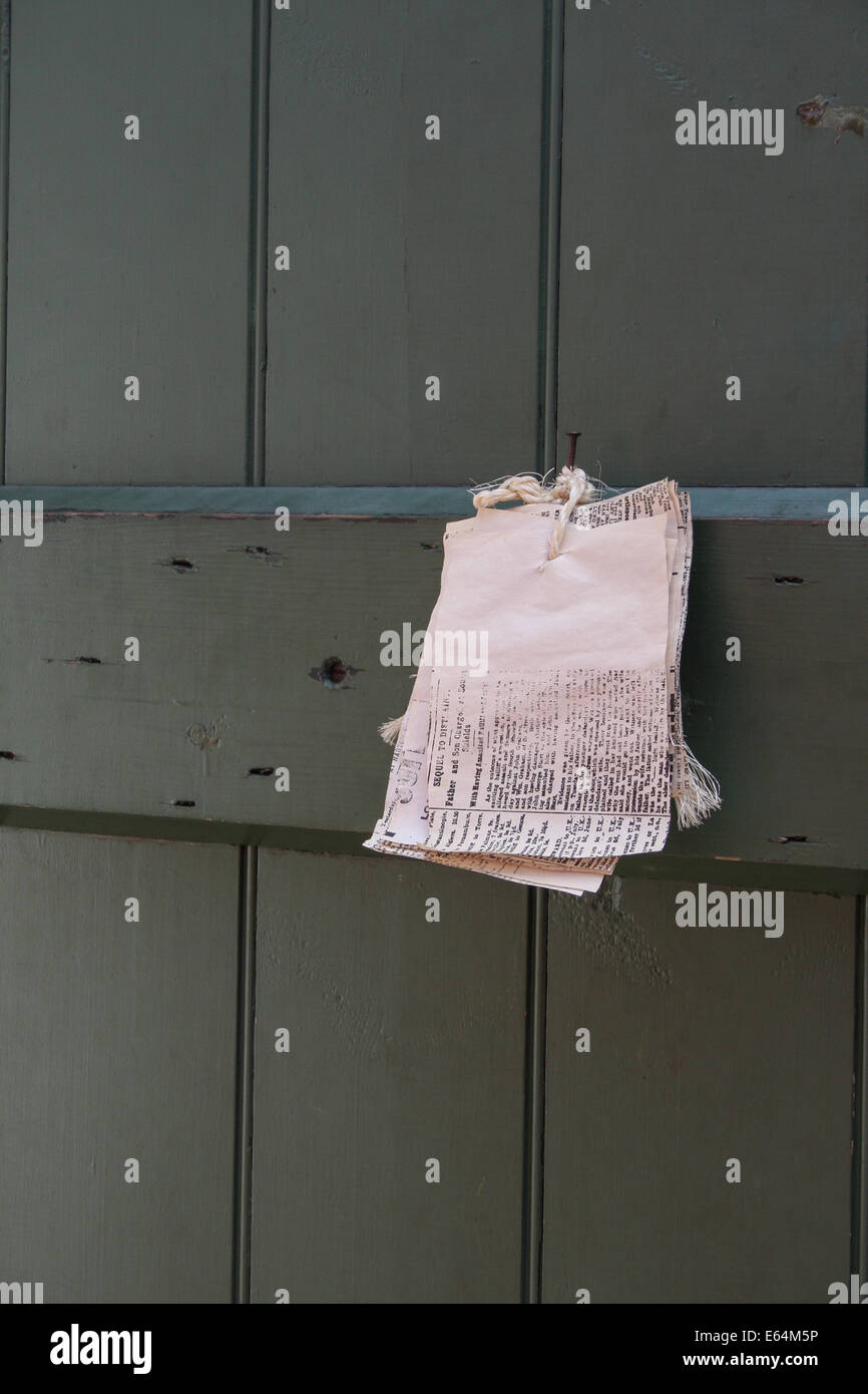 Victorian toilet paper hi-res stock photography and images - Alamy