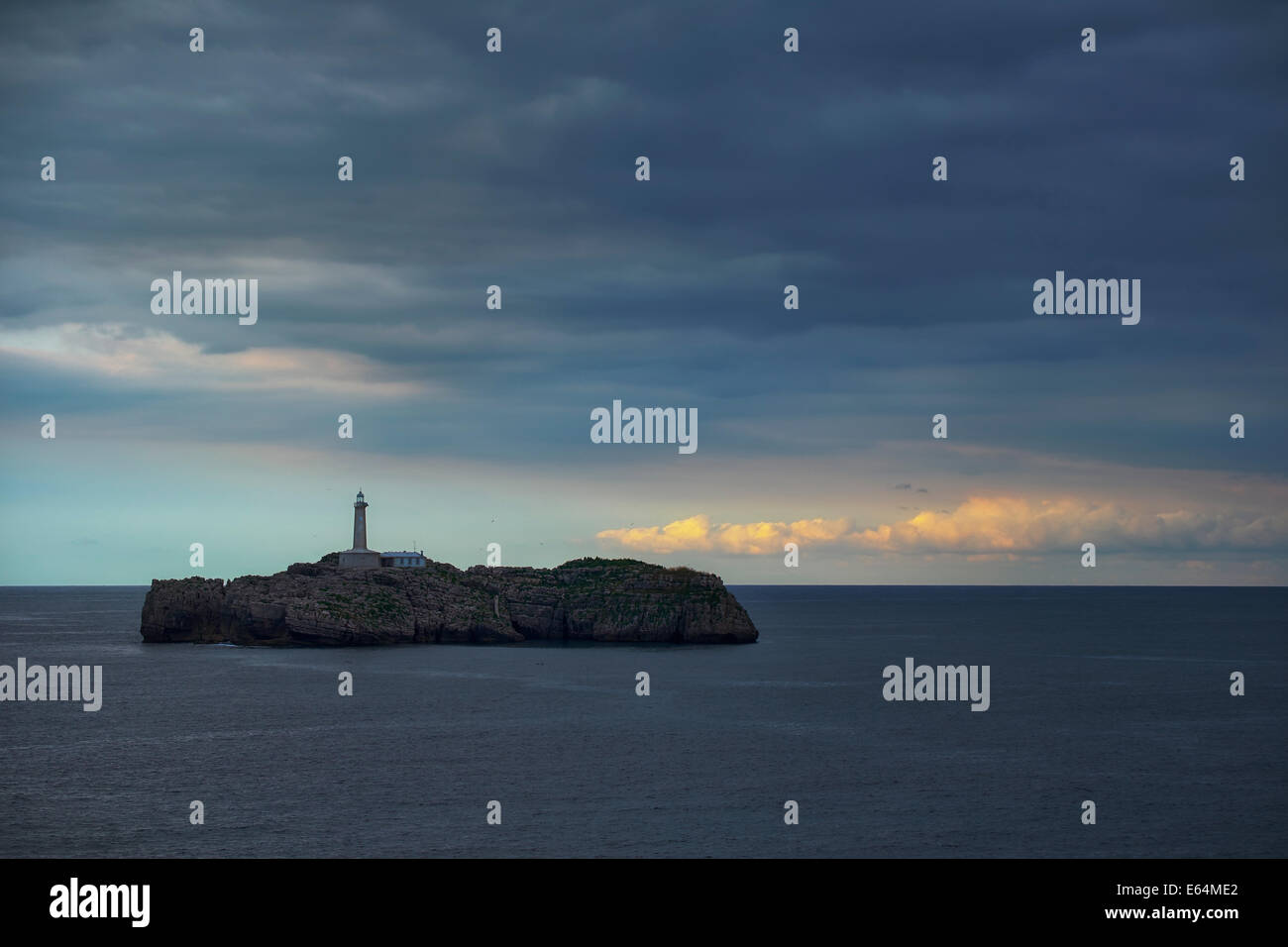 Entrance island lighthouse hi-res stock photography and images - Alamy