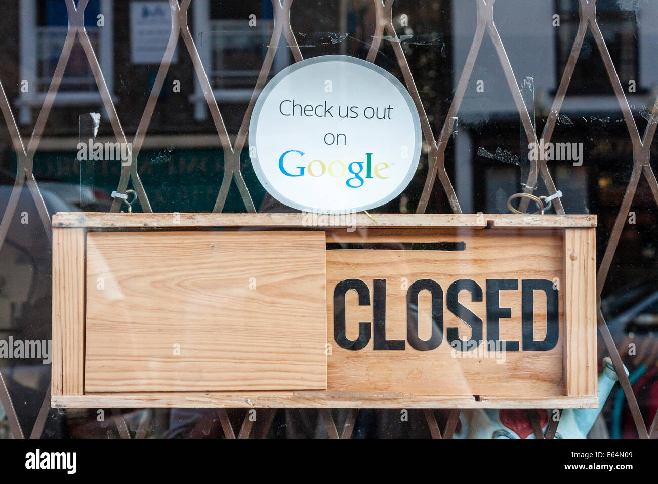 Google sign hi-res stock photography and images - Alamy