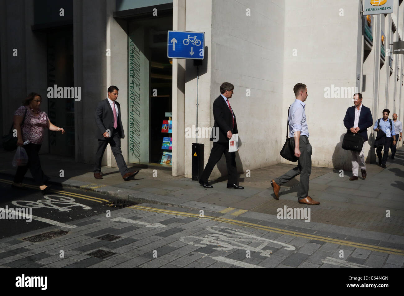 a office workers in the city of london, Bank station, UK, London Photo ...