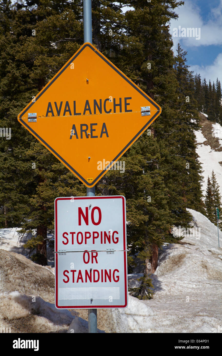 Dollar sign and road sign hi-res stock photography and images - Alamy