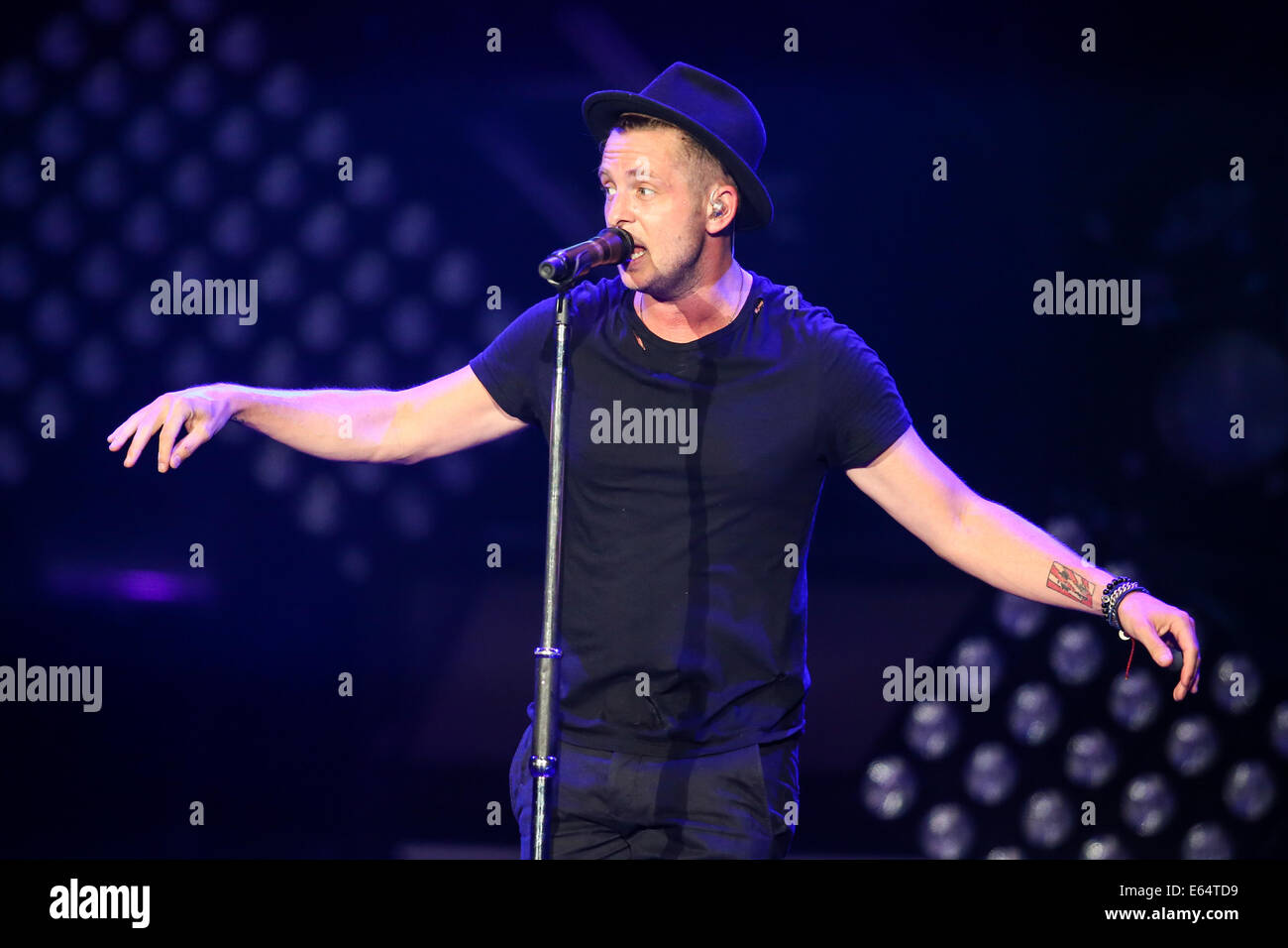 Raleigh, North Carolina, USA. 13th Aug, 2014. Music artist ONEREPUBLIC ...