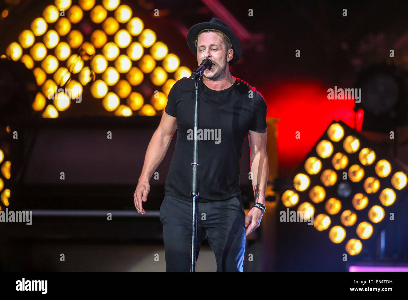 Raleigh, North Carolina, USA. 13th Aug, 2014. Music artist ONEREPUBLIC ...