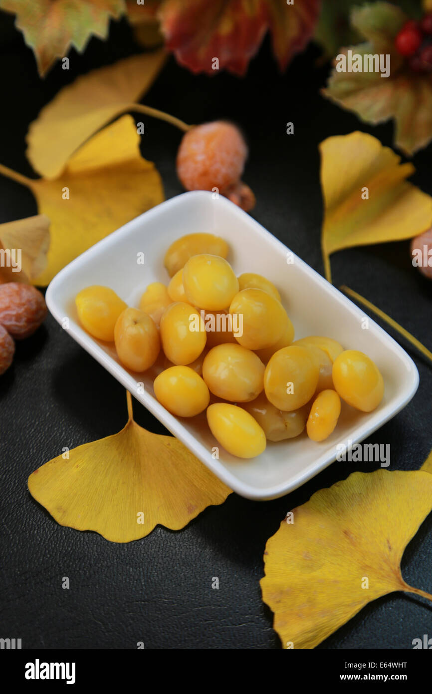 Ginkgoes hi-res stock photography and images - Alamy