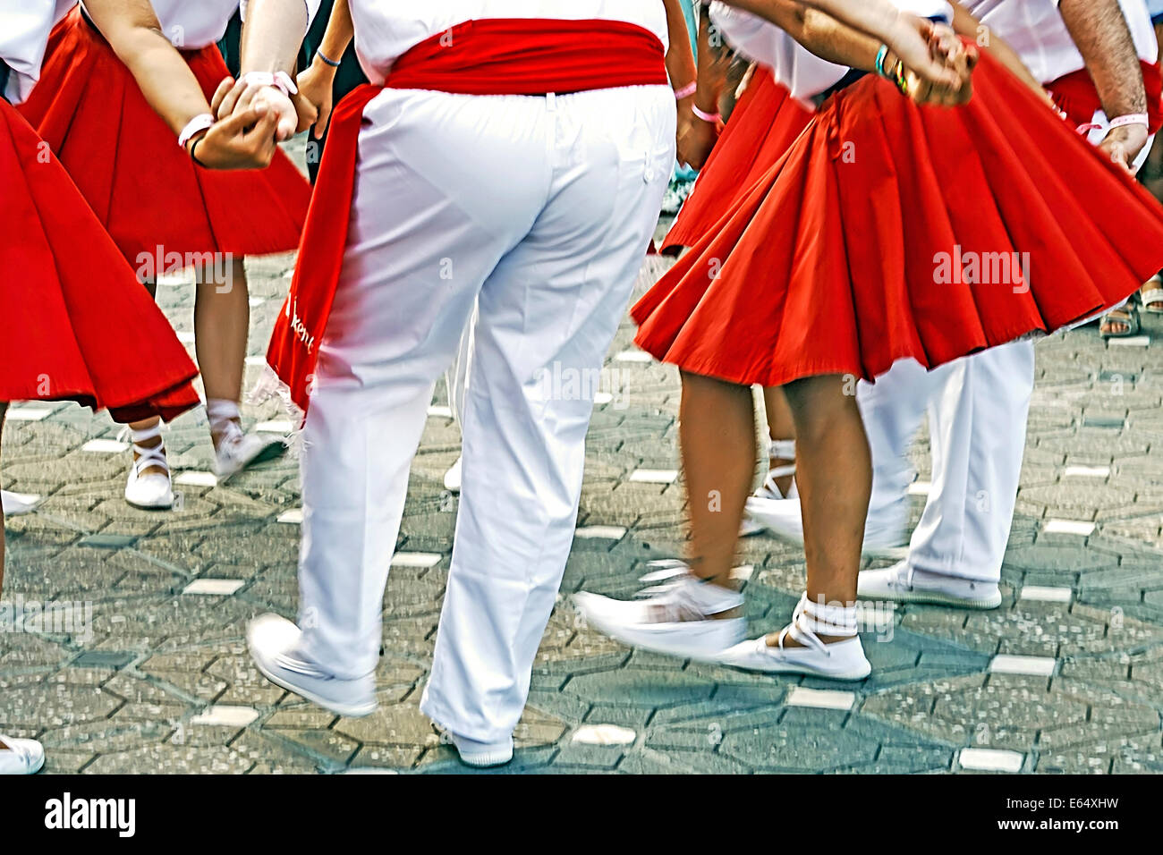 Catalan man in traditional dress hi-res stock photography and images ...