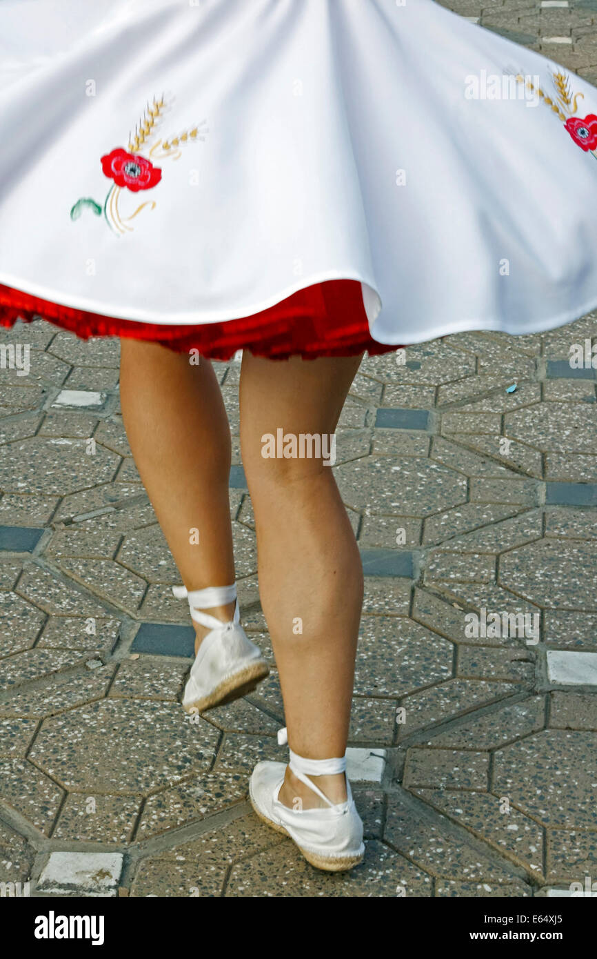 Catalan man in traditional dress hi-res stock photography and images ...