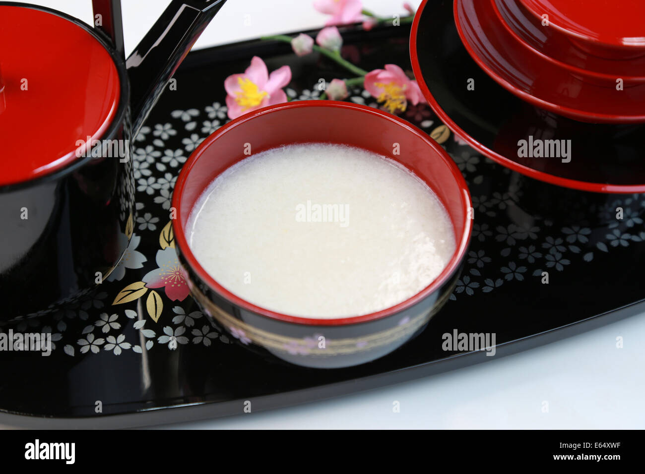 Amazake hi-res stock photography and images - Alamy
