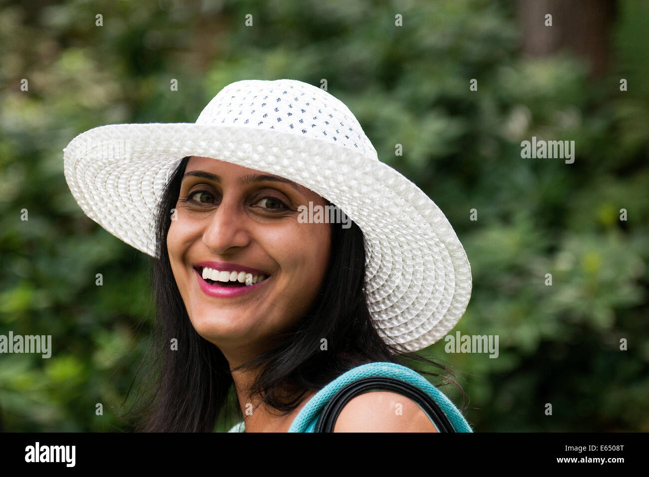 Laughing lady hi-res stock photography and images - Alamy