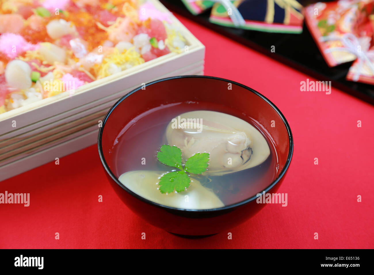 Ushio-jiru (Japanese clam soup Stock Photo - Alamy