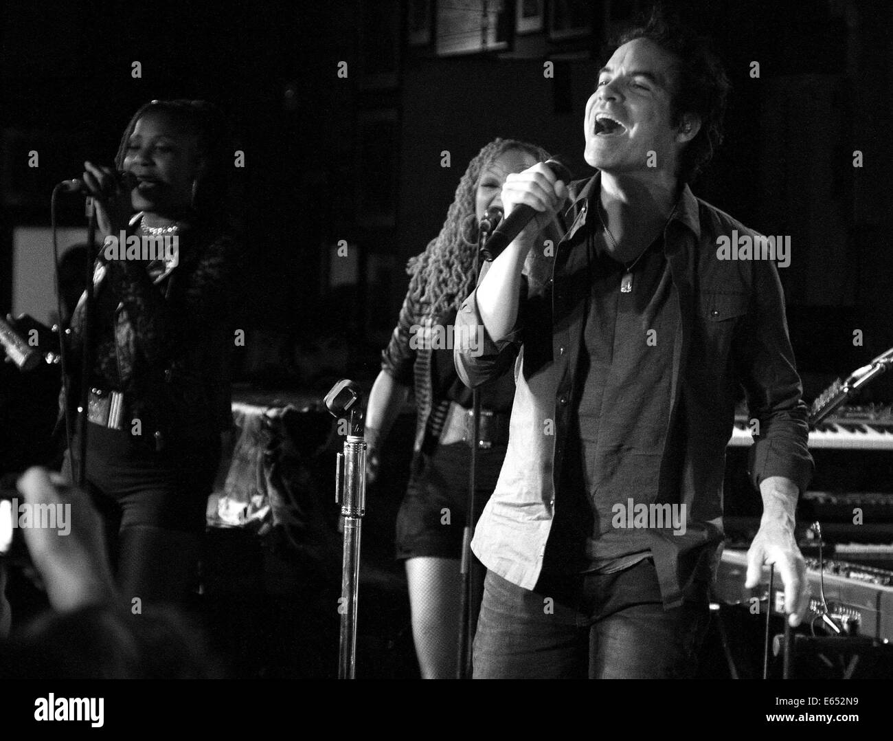 100 club london band hi-res stock photography and images - Alamy