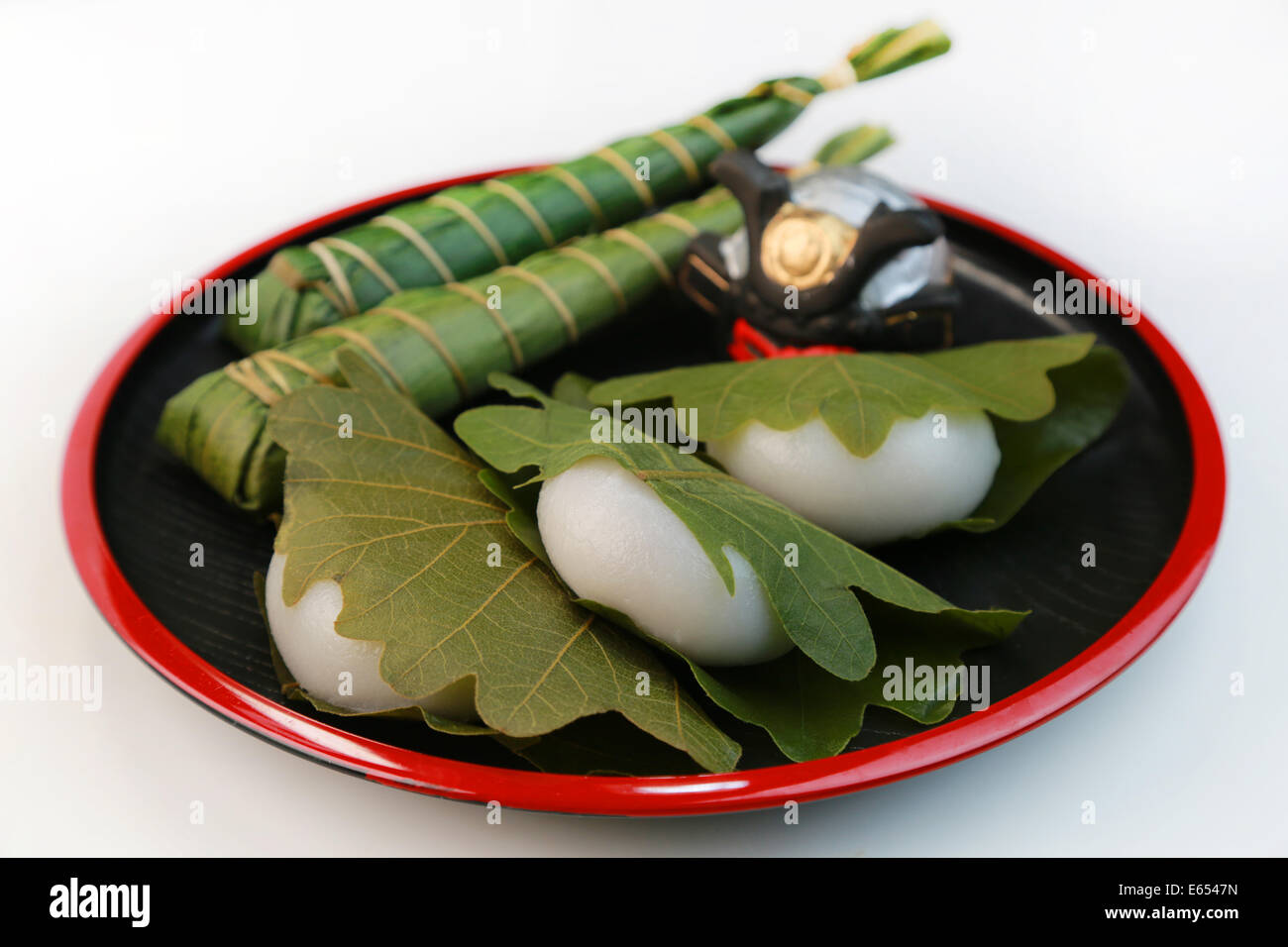 Kashiwa-mochi (Rice cake wrapped in an oak leaf Stock Photo - Alamy