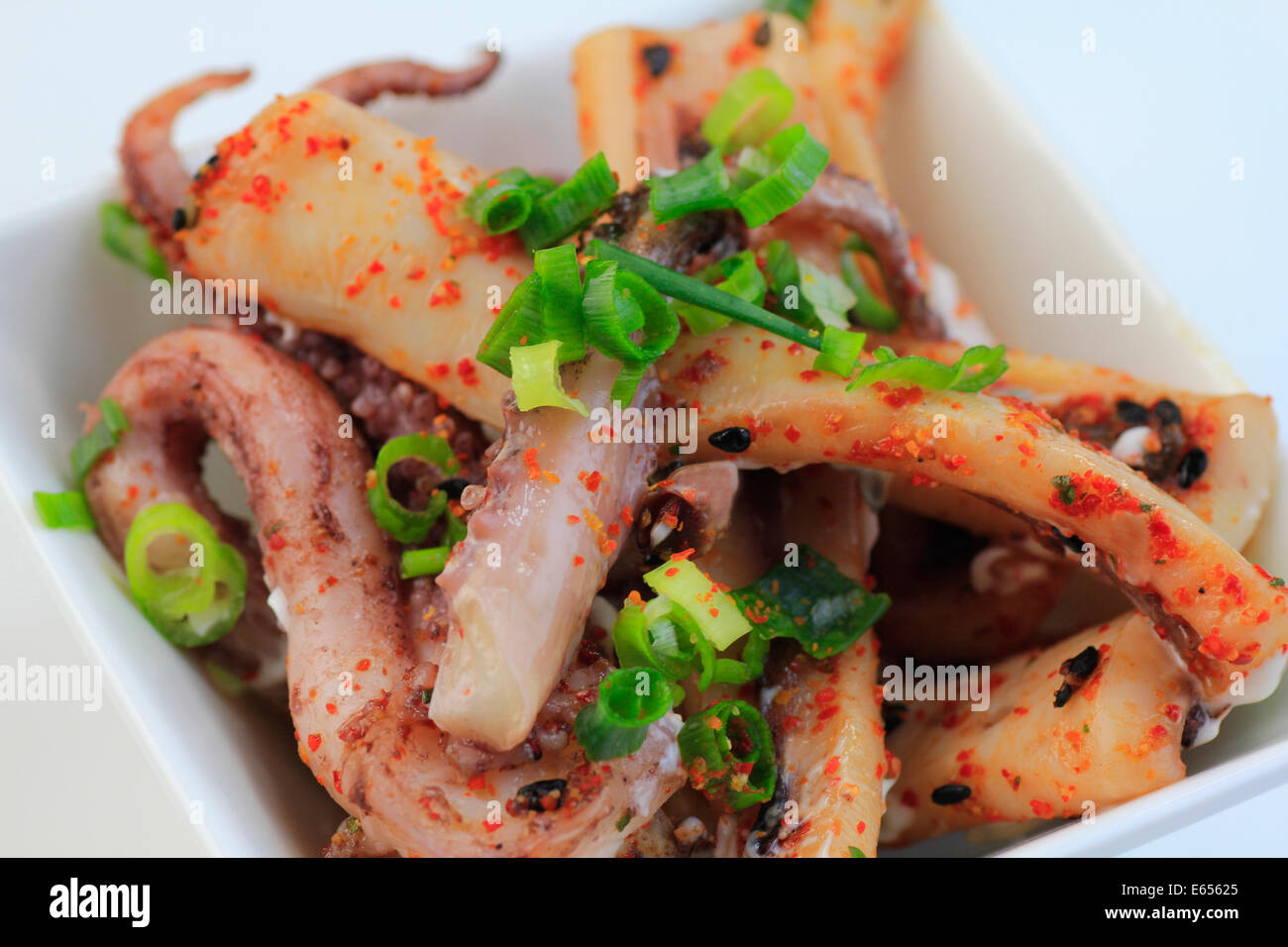 Small squid hi-res stock photography and images - Alamy