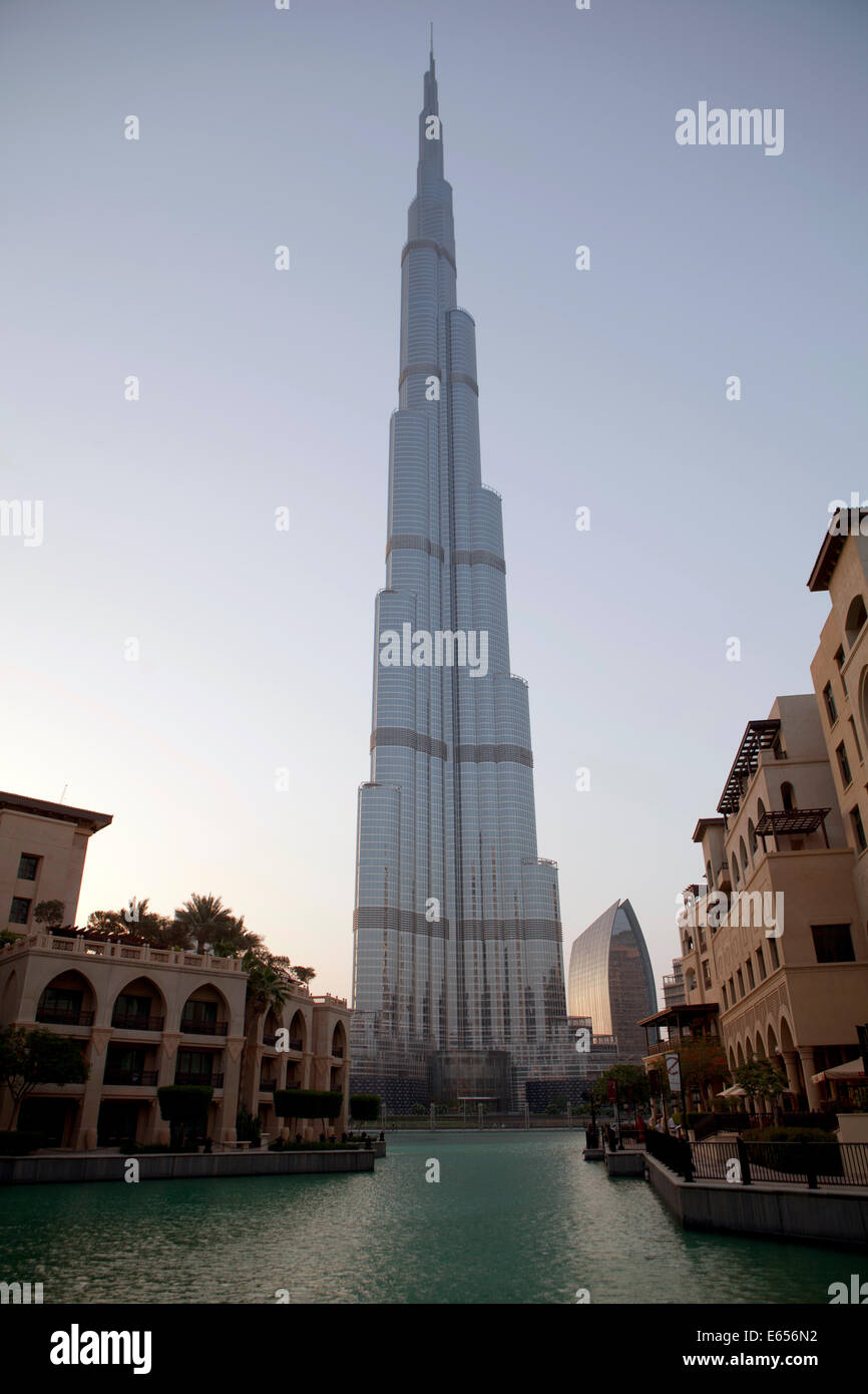 Dubai cityscapes hi-res stock photography and images - Alamy
