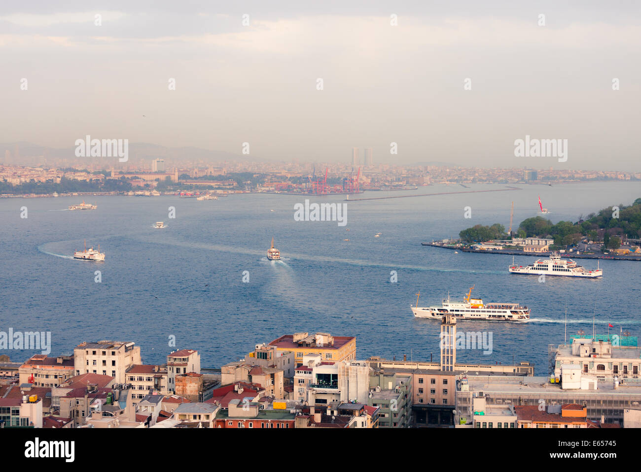 Istanbul skyline at sunset, Turkey Stock Photo - Alamy
