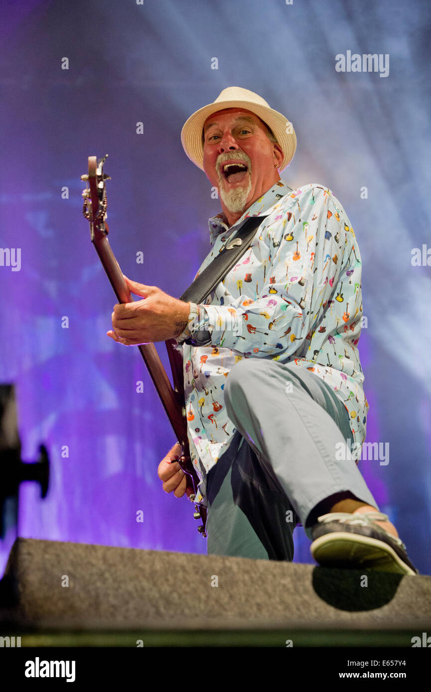 Dave Pegg at Cropredy Festival Stock Photo - Alamy