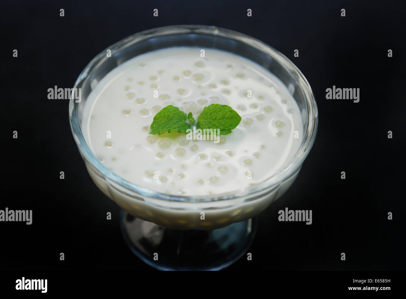 Tapioca in Coconut Milk Stock Photo - Alamy