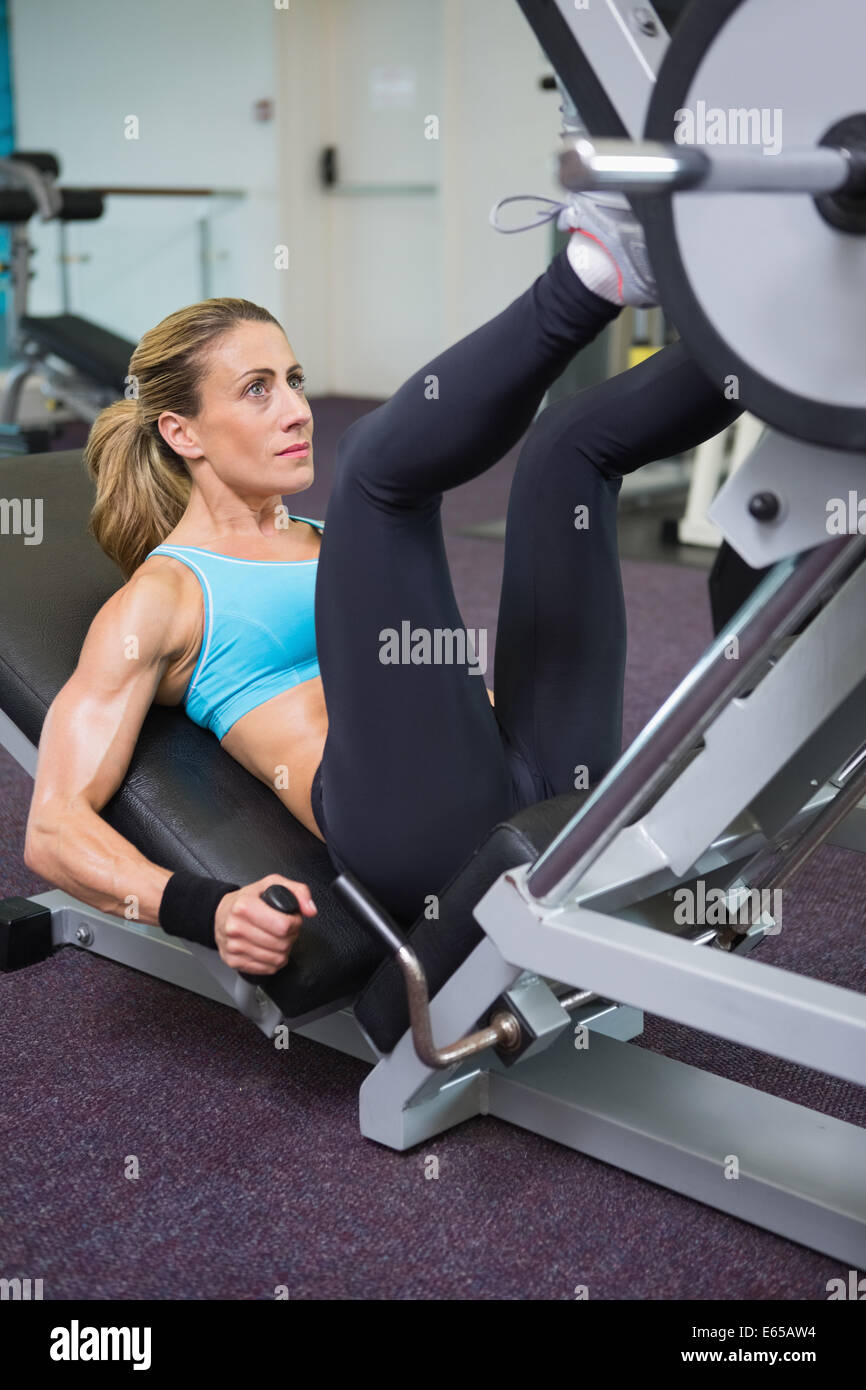 Female doing leg press effort hi-res stock photography and images - Alamy