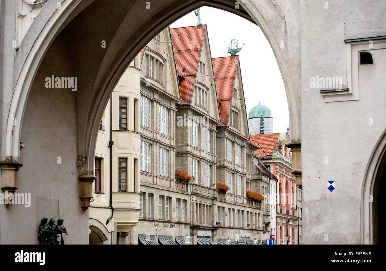 Munich Germany 15th Aug 2014 A View Of The Luxury Department Store munich-germany-15th-aug-2014-a-view-of-the-luxury-department-store
