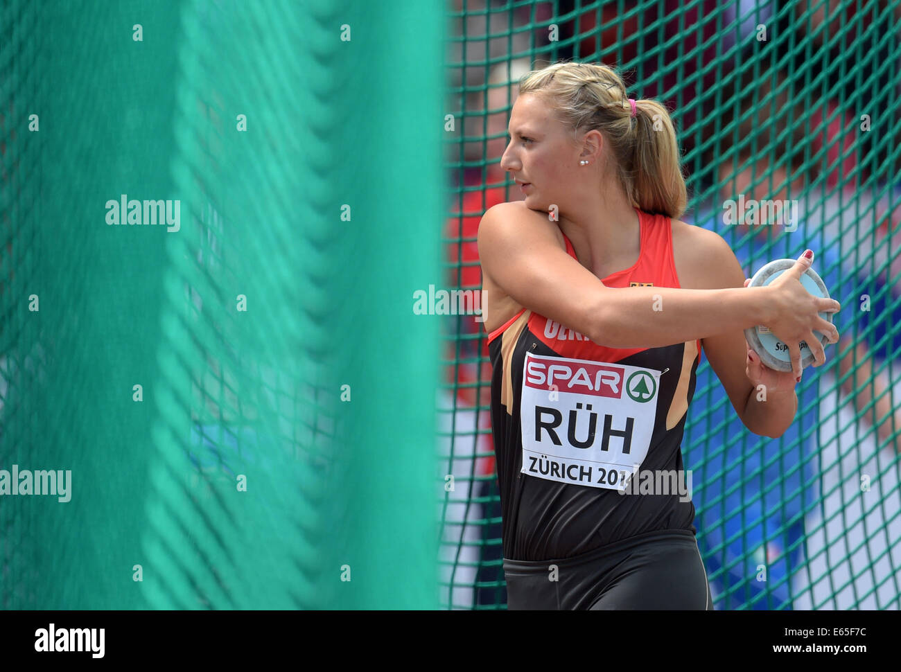 Zurich, Switzerland. 15th Aug, 2014. Anna Rueh of Germany competes in ...
