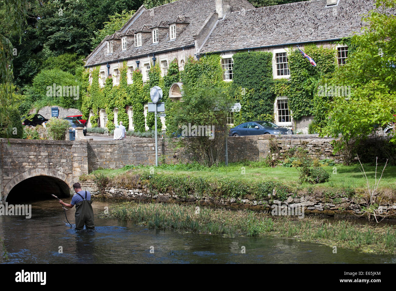 swan hotel bibury Stock Photo - Alamy