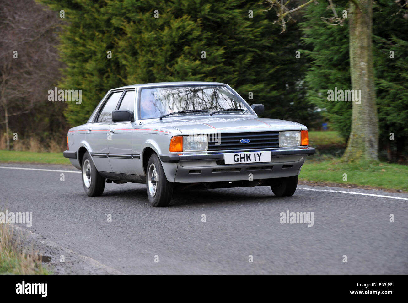 Mk5 Cortina File:1982 Ford Cortina 2.0 Ghia (Mk5) (28889361978).jpg