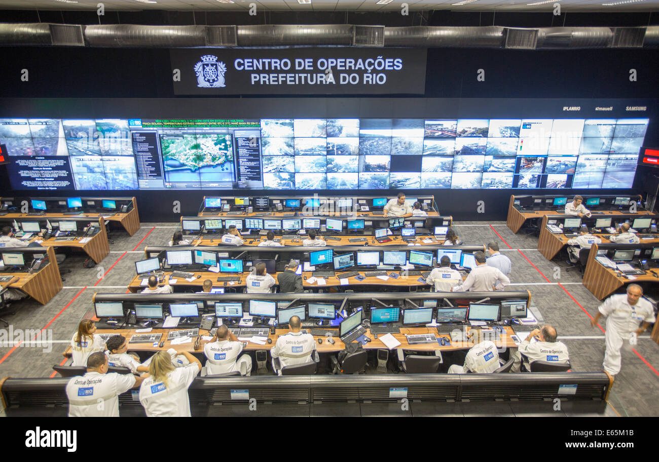 Rio security centre hi-res stock photography and images - Alamy