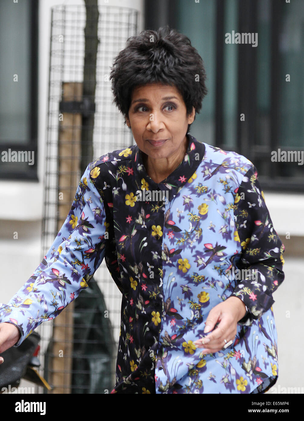 Moira stuart hi-res stock photography and images - Alamy