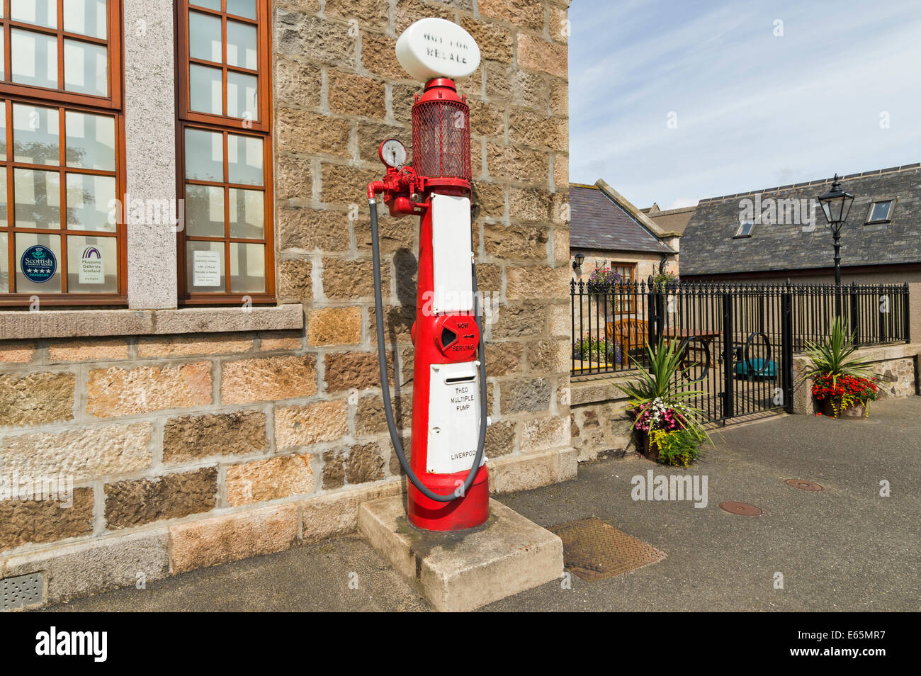 TARVES VILLAGE ABERDEENSHIRE SCOTLAND THE HERITAGE CENTRE AND AN OLD ...