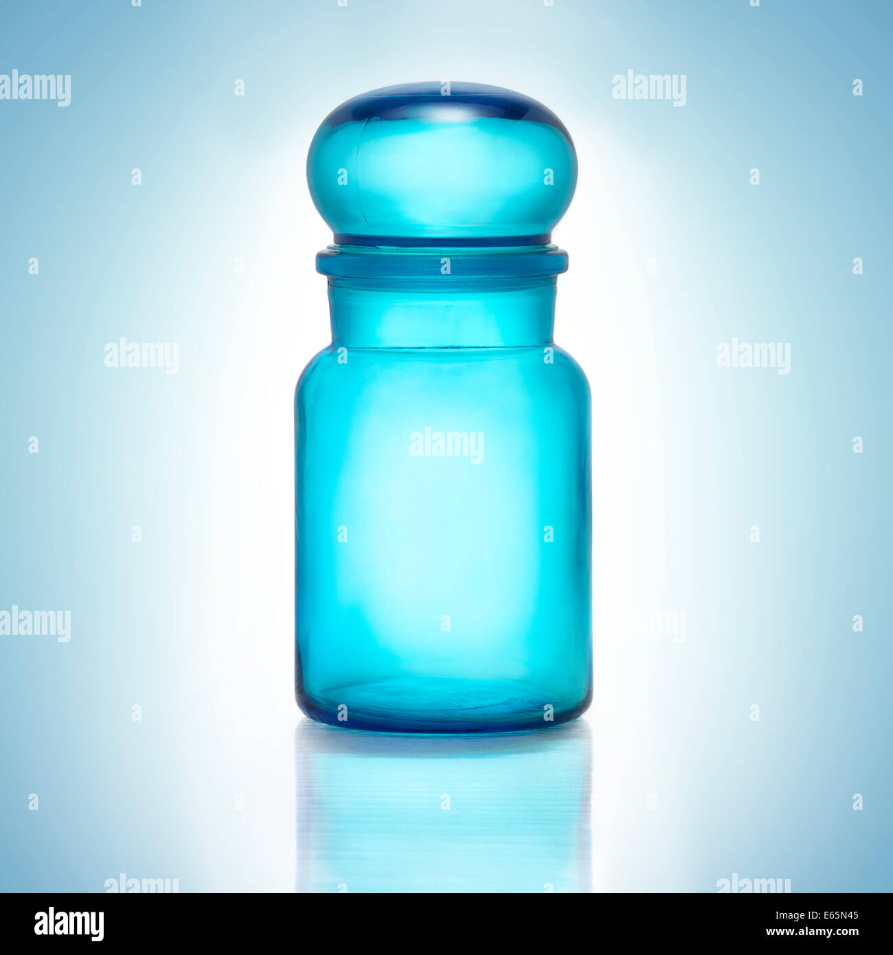 Empty laboratory hi-res stock photography and images - Alamy