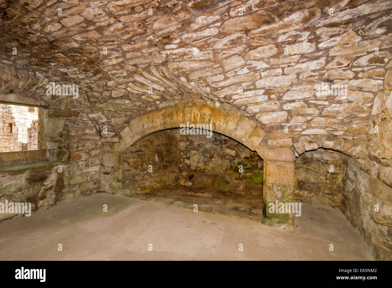 Ancient oven hi-res stock photography and images - Alamy
