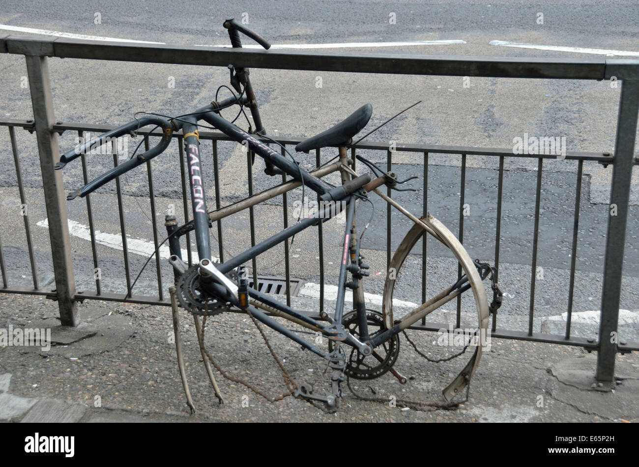 Mangled hi-res stock photography and images - Alamy