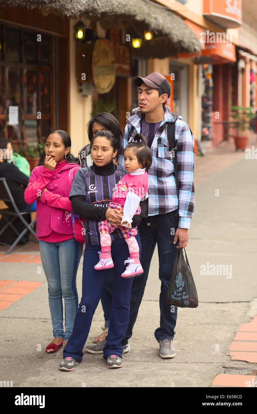 Ecuador people hi-res stock photography and images - Alamy