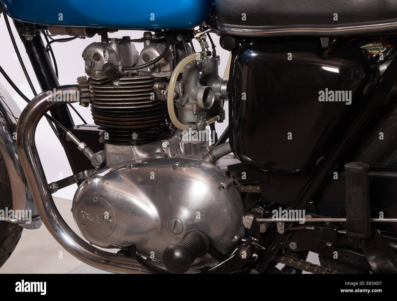 Triumph Daytona T100R classic motorcycle, 500cc, british motorbike ...